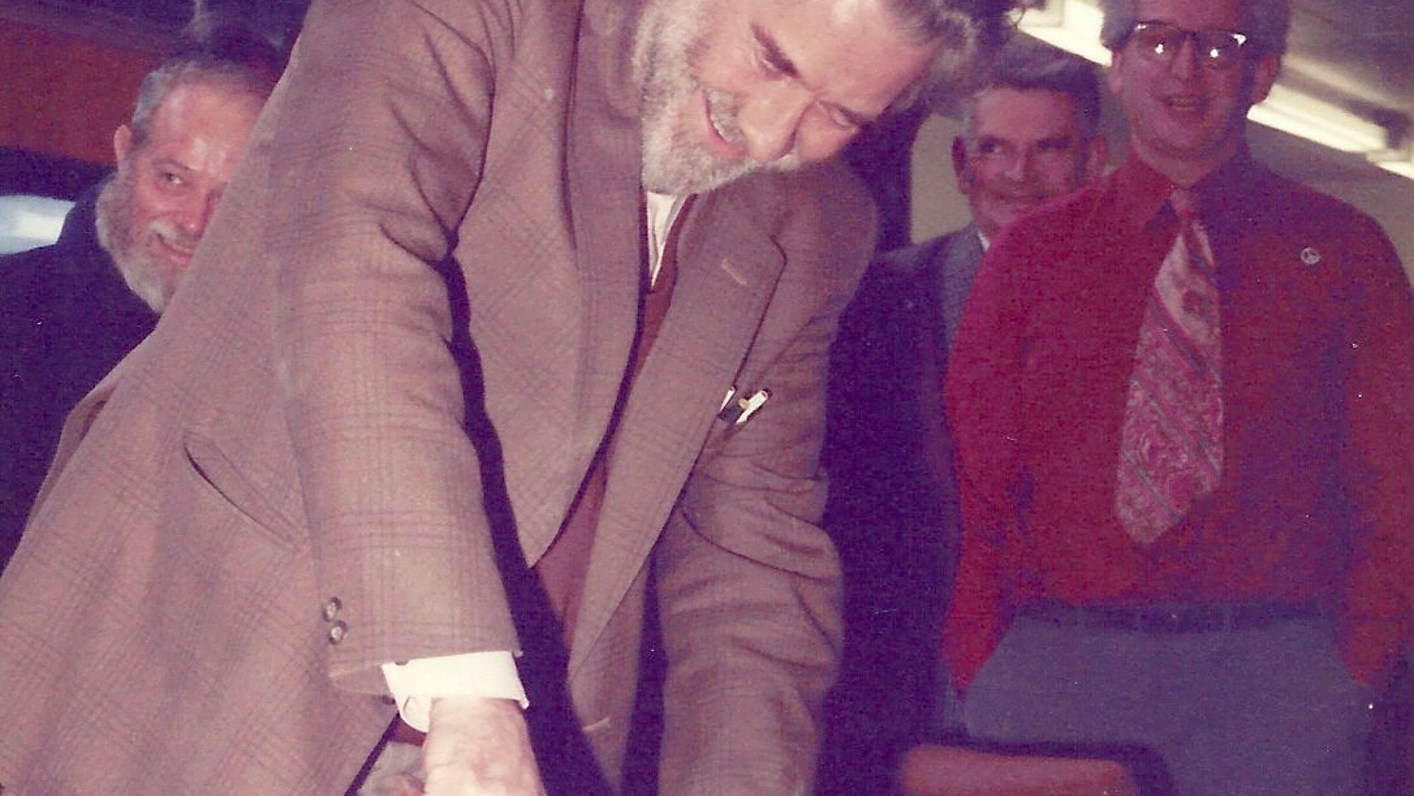 Remembering Sir Christopher Zeeman | SIAM